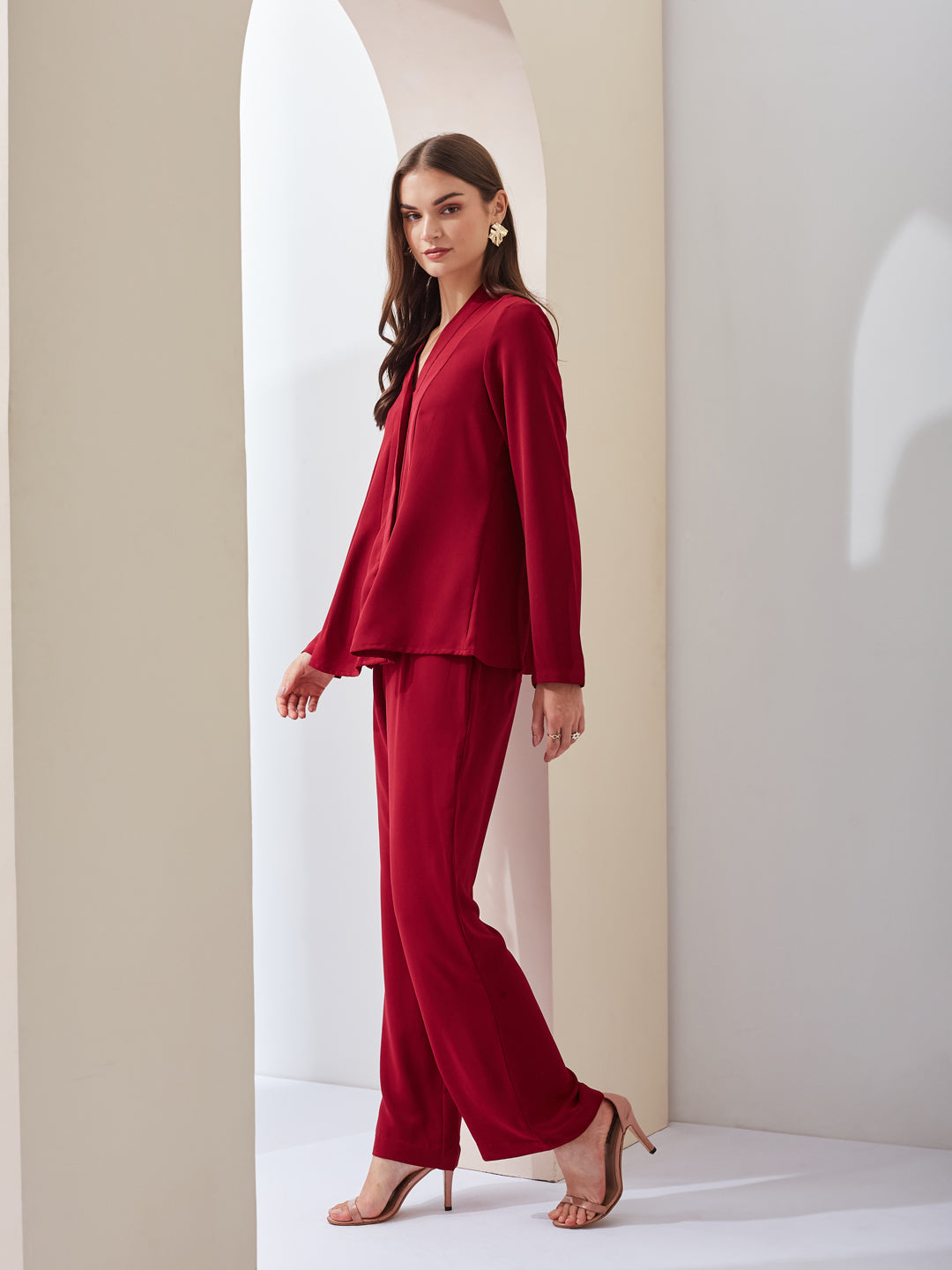 Latin Quarters Women Solid Red Full Sleeves V-neck High Rise Casual Co